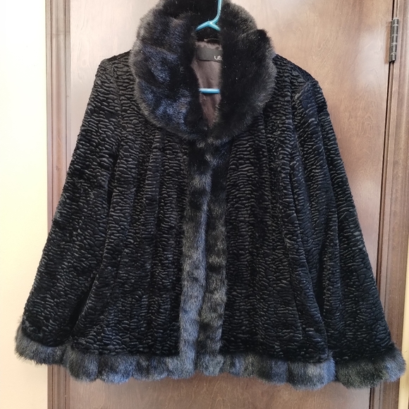 Utex | Jackets & Coats | Stylish Black Utex Winter Coat With Faux Fur ...
